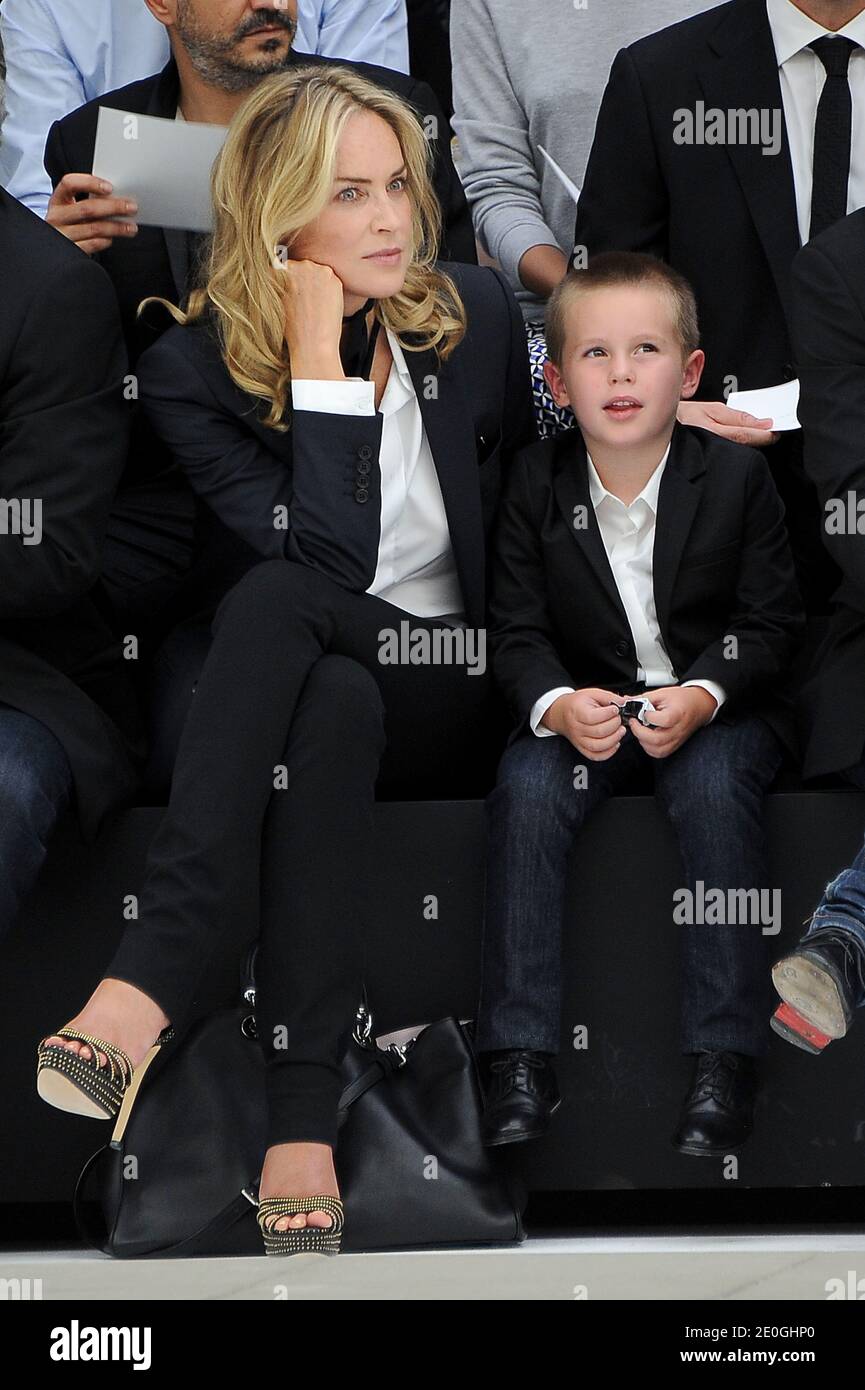 Sharon stone and son quinn stone hi-res stock photography and images ...