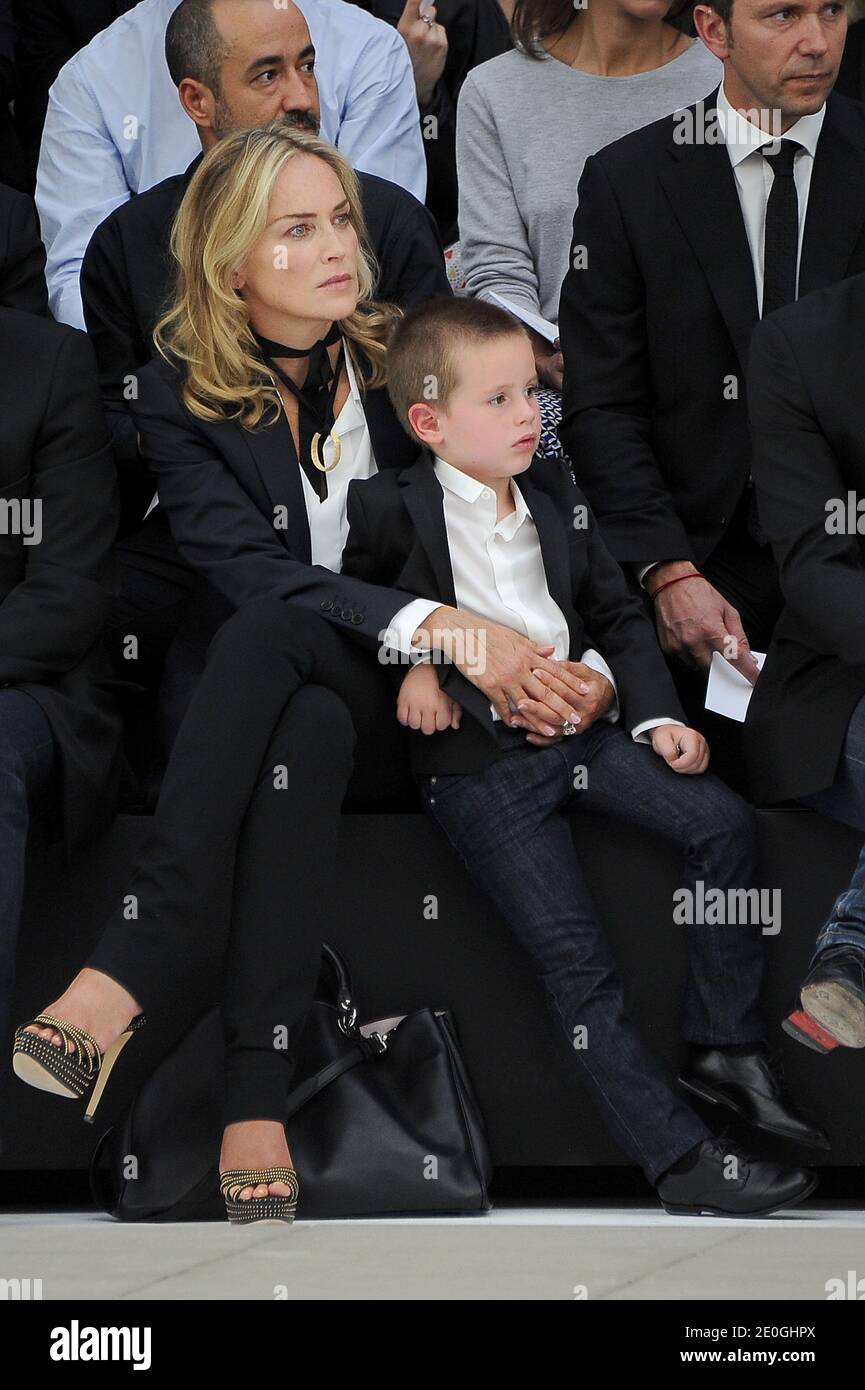 Sharon stone and son quinn stone hi-res stock photography and images ...