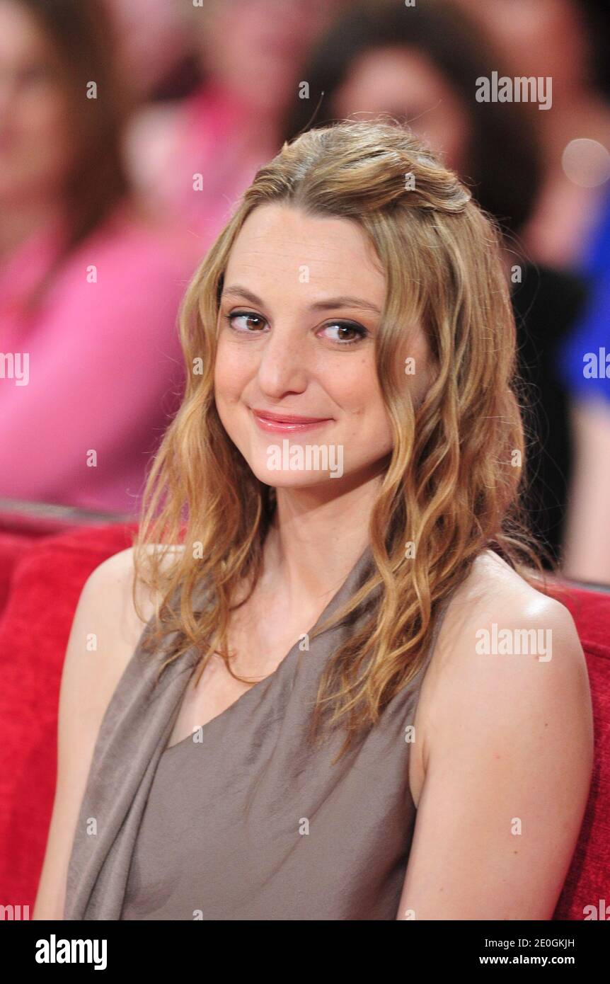 Singer Raphaelle at the taping of Vivement Dimanche on April 11, 2012 ...
