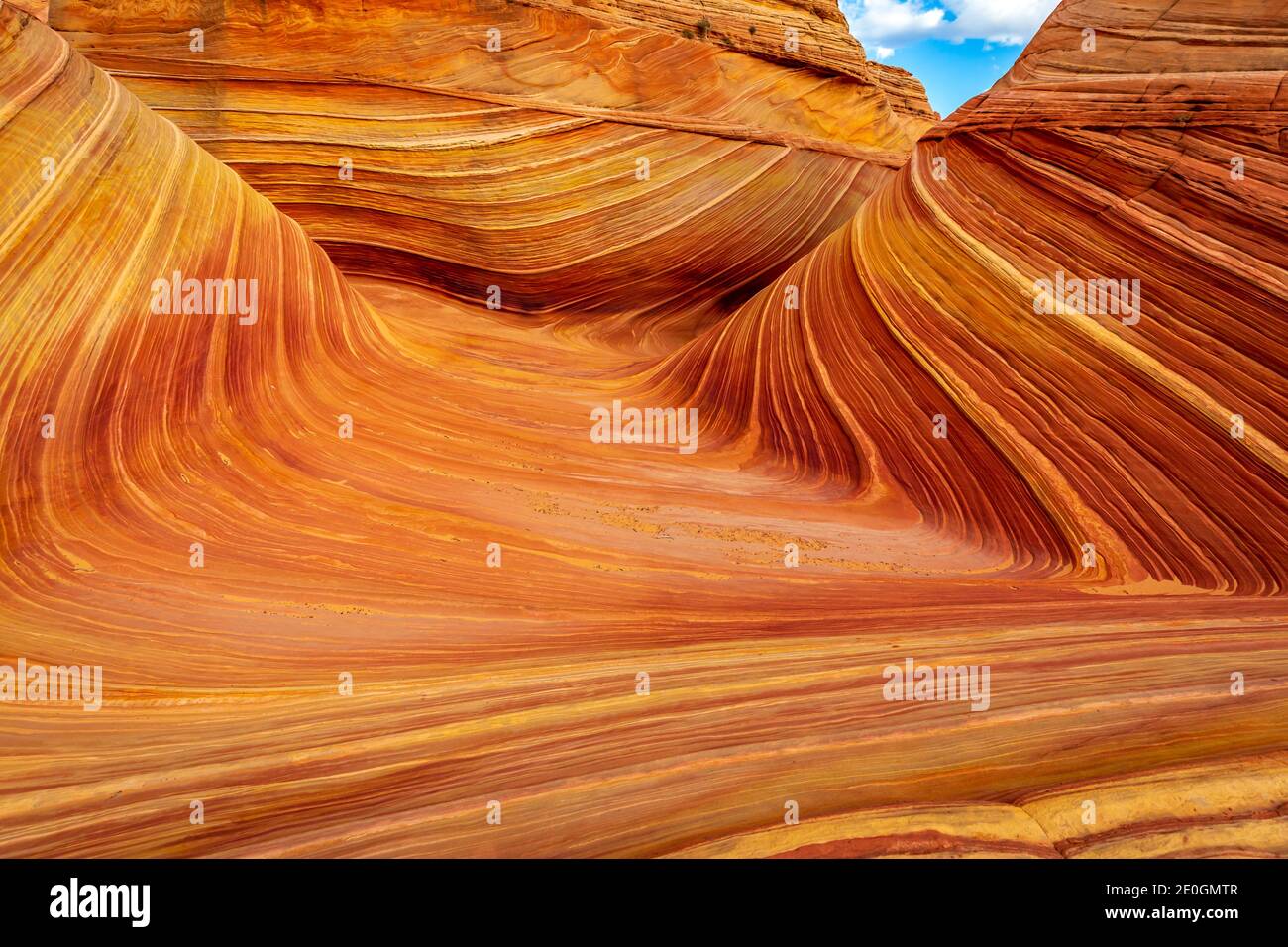 The Wave is a famous sandstone rock formation located in Coyote Buttes ...