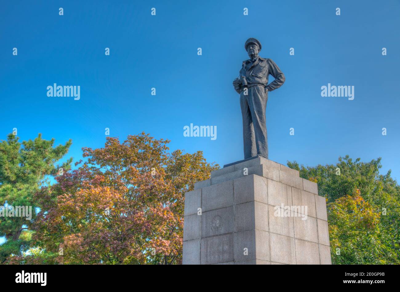 Macarthur landing memorial park hi-res stock photography and images - Alamy