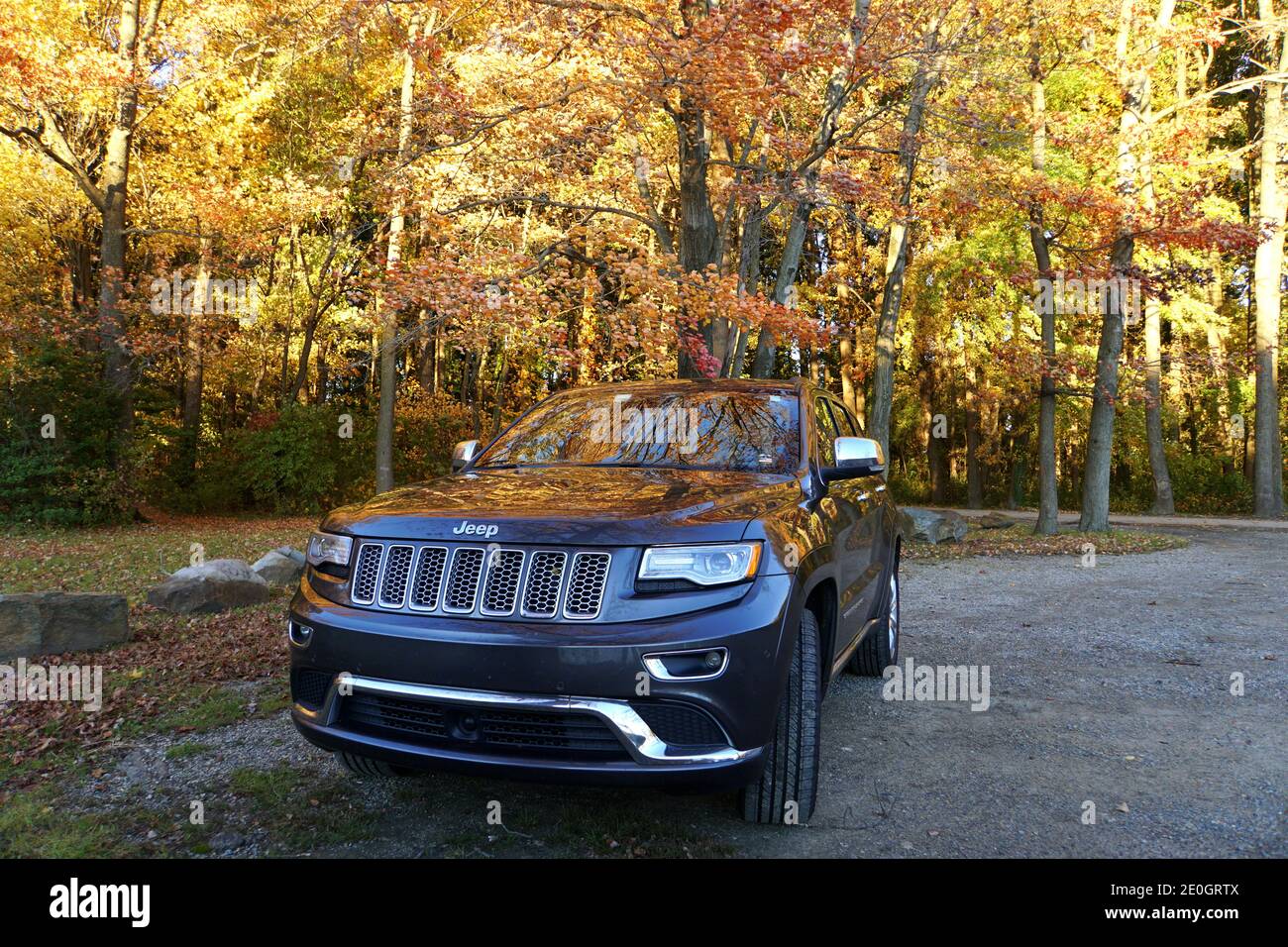 Jeep cherokee old hi-res stock photography and images - Alamy