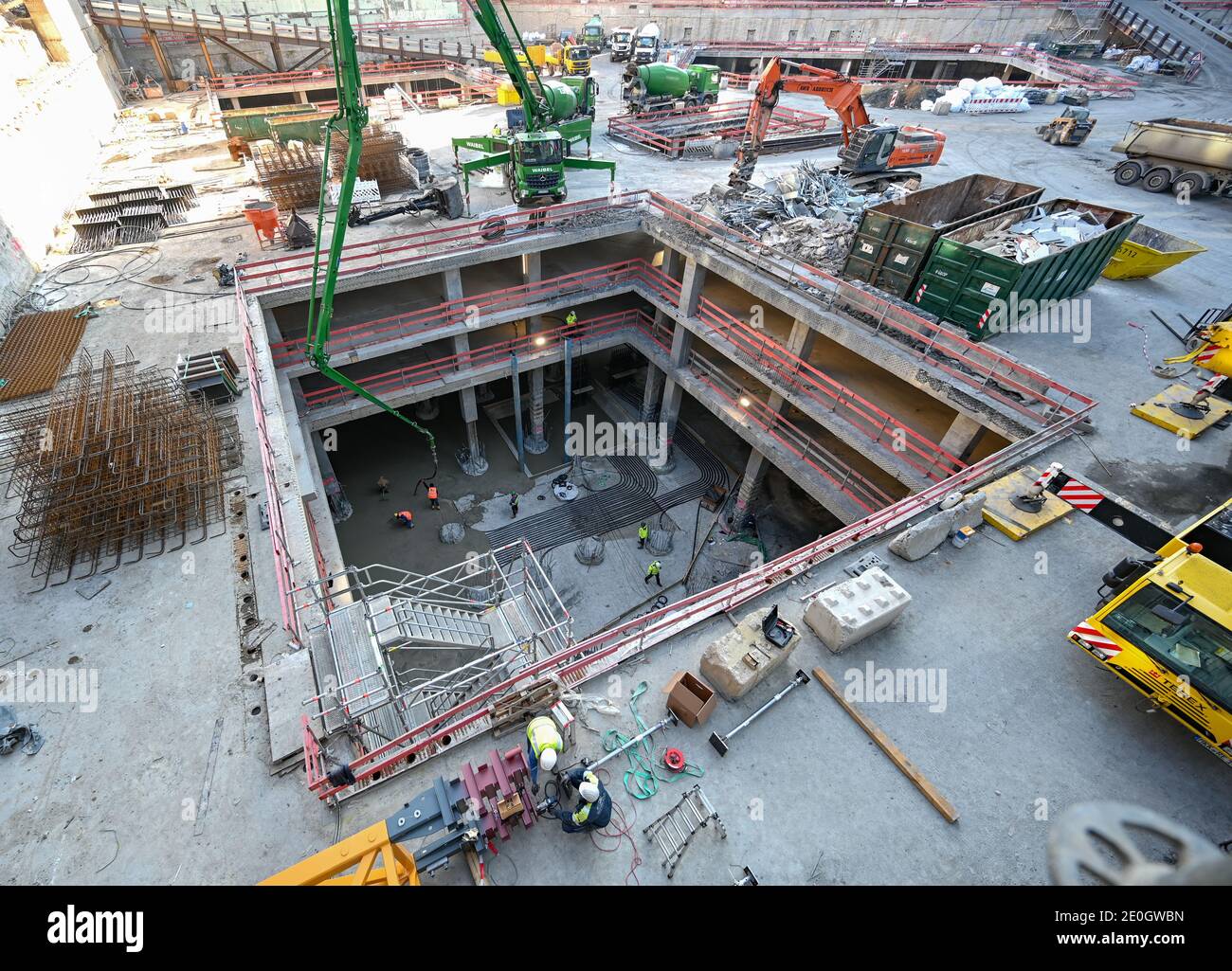 Tallest skyscraper in germany for 30 years hi-res stock photography and ...