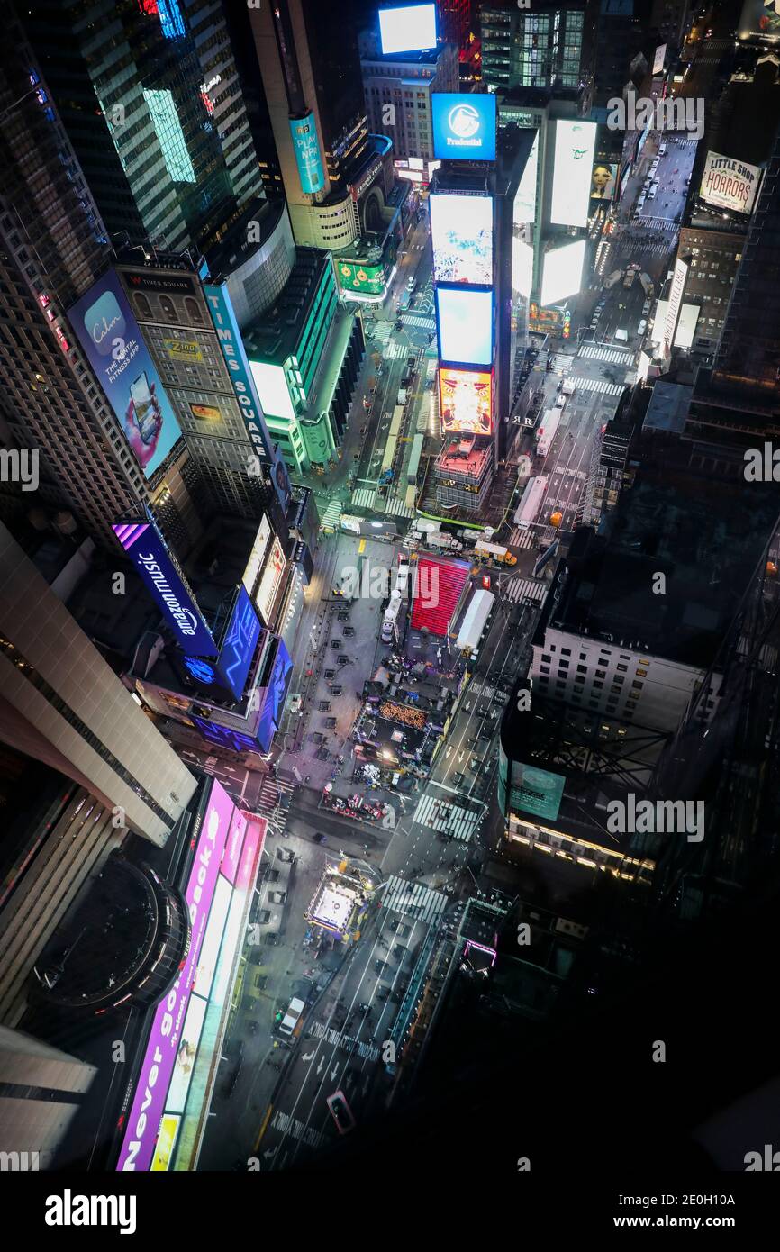 New York, USA. 31st Dec, 2020. Photo taken on Dec. 31, 2020 shows Times ...