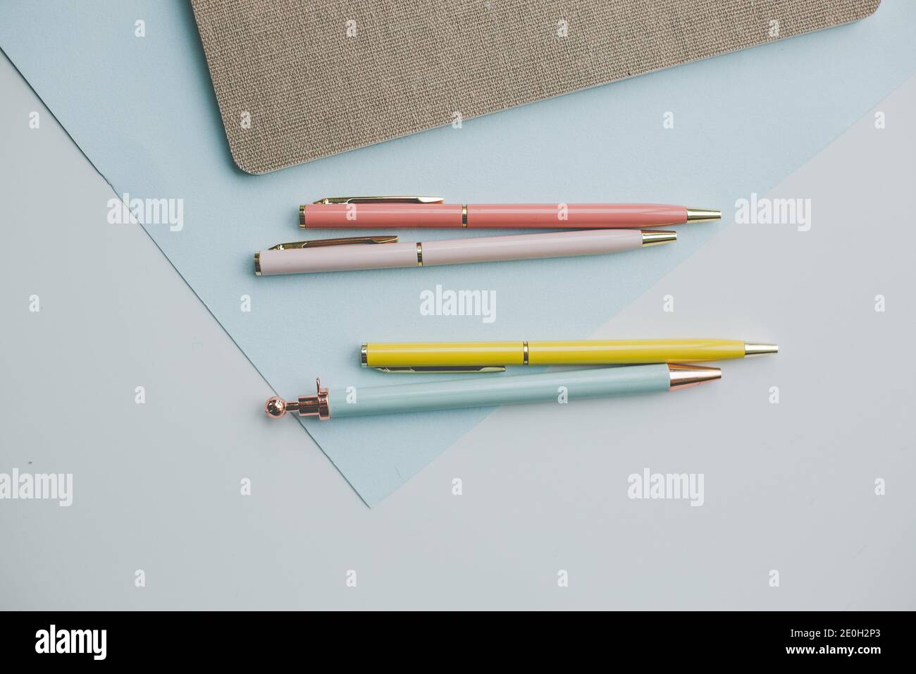 Pastel pens hi-res stock photography and images - Alamy