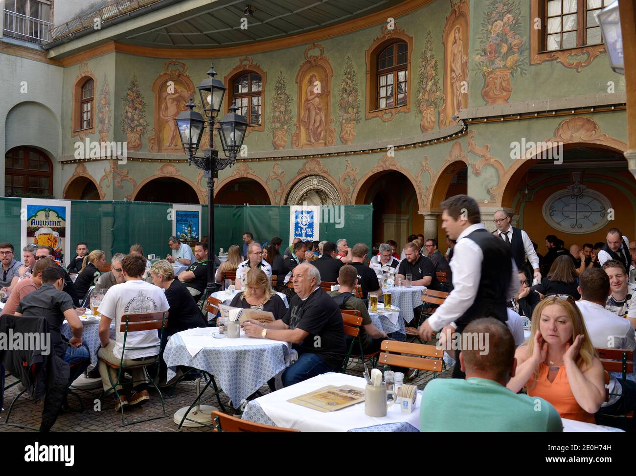 Augustiner Stammhaus Neuhauser Strasse Munchen