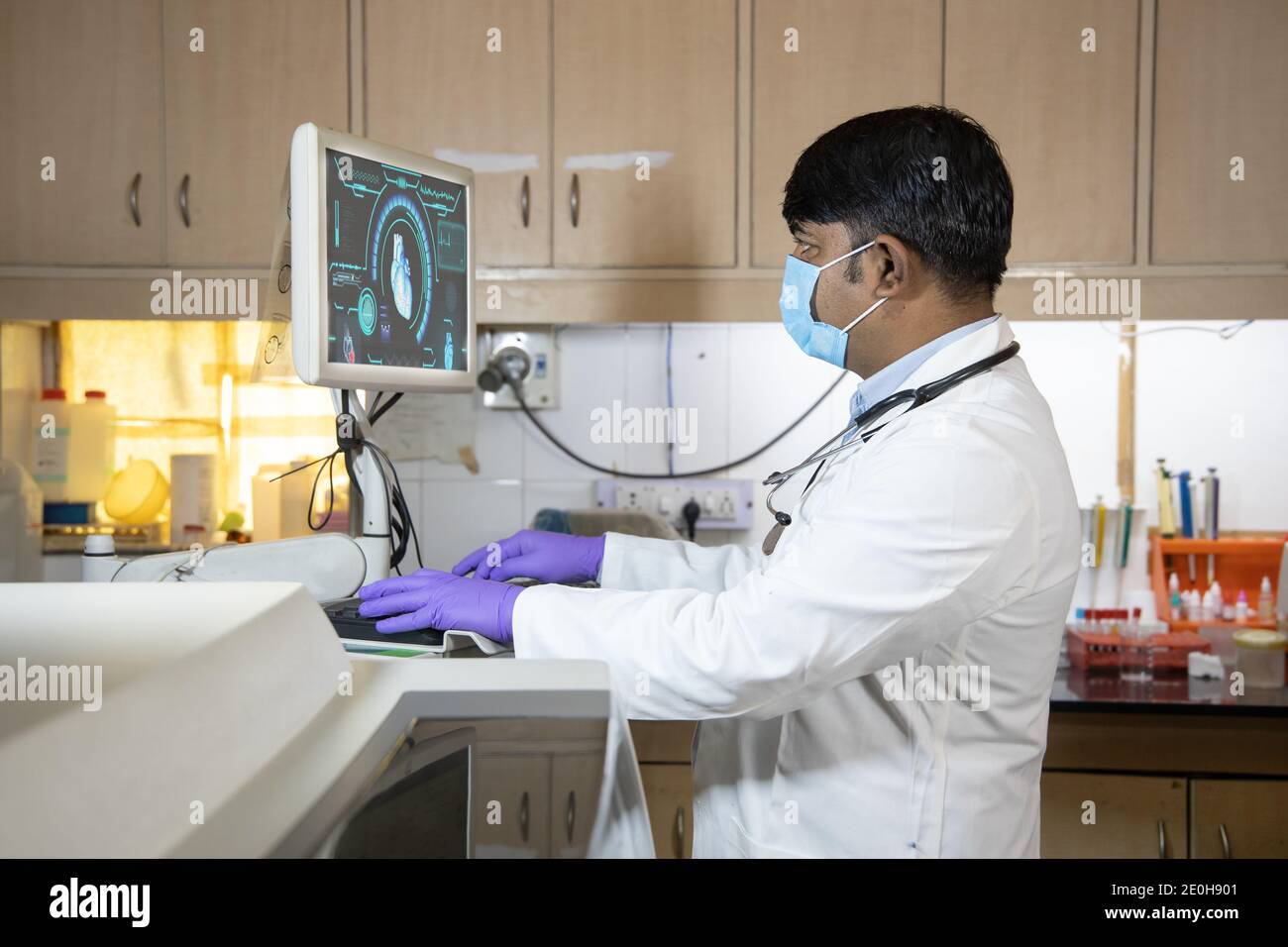 Ultrasoundgraphy hi-res stock photography and images - Alamy
