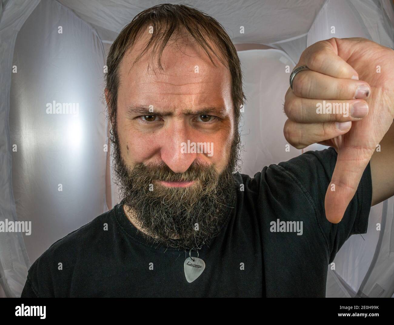 Disrespect hi-res stock photography and images - Alamy