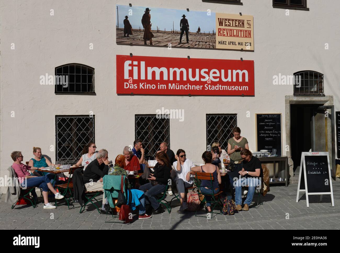 Filmmuseum, Muenchner Stadtmuseum, Sankt-Jakobs-Platz, Muenchen, Bayern ...