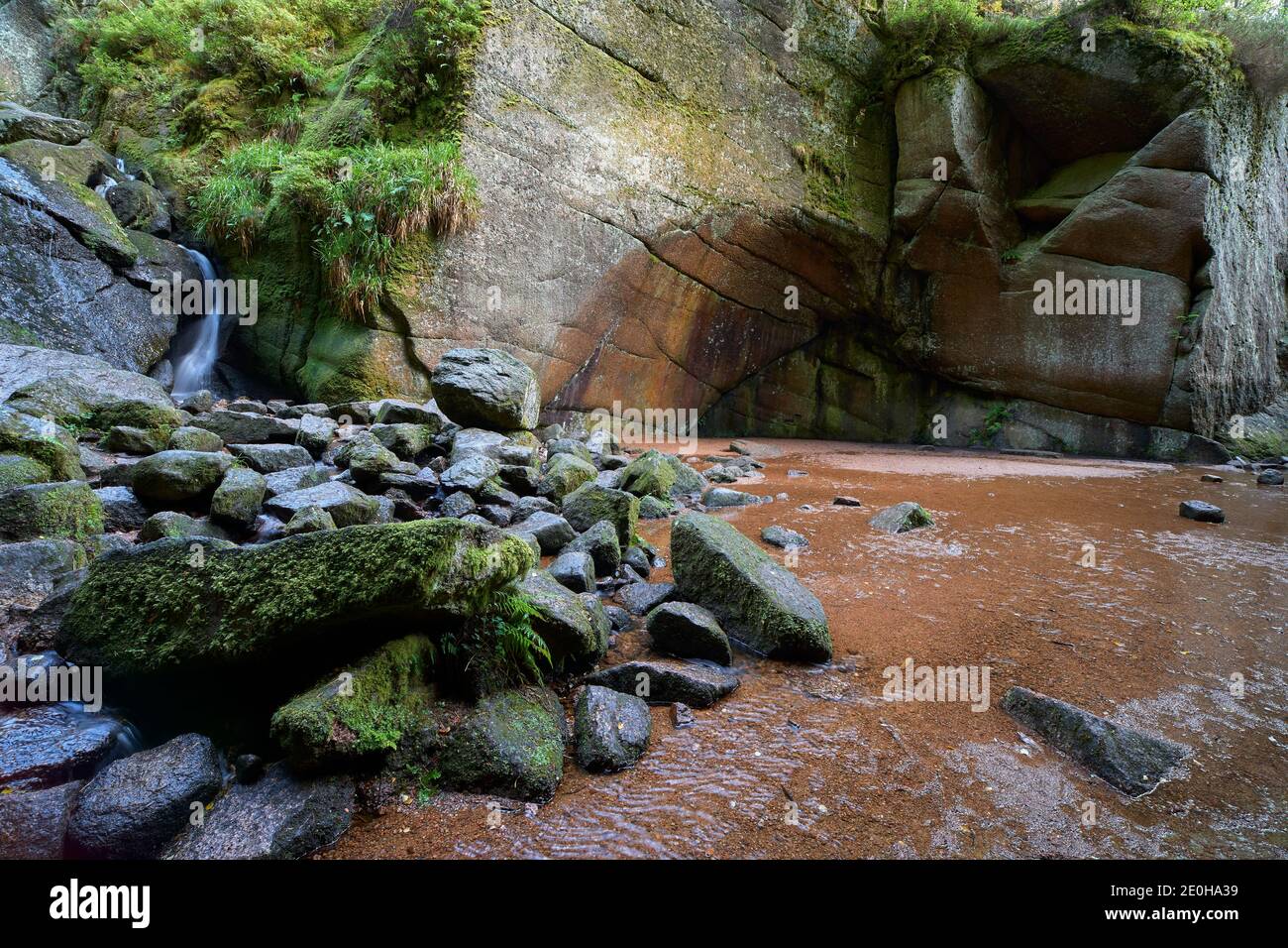 Burn o' Vat, a glacial pothole, Muir of Dinnet National Nature Reserve ...