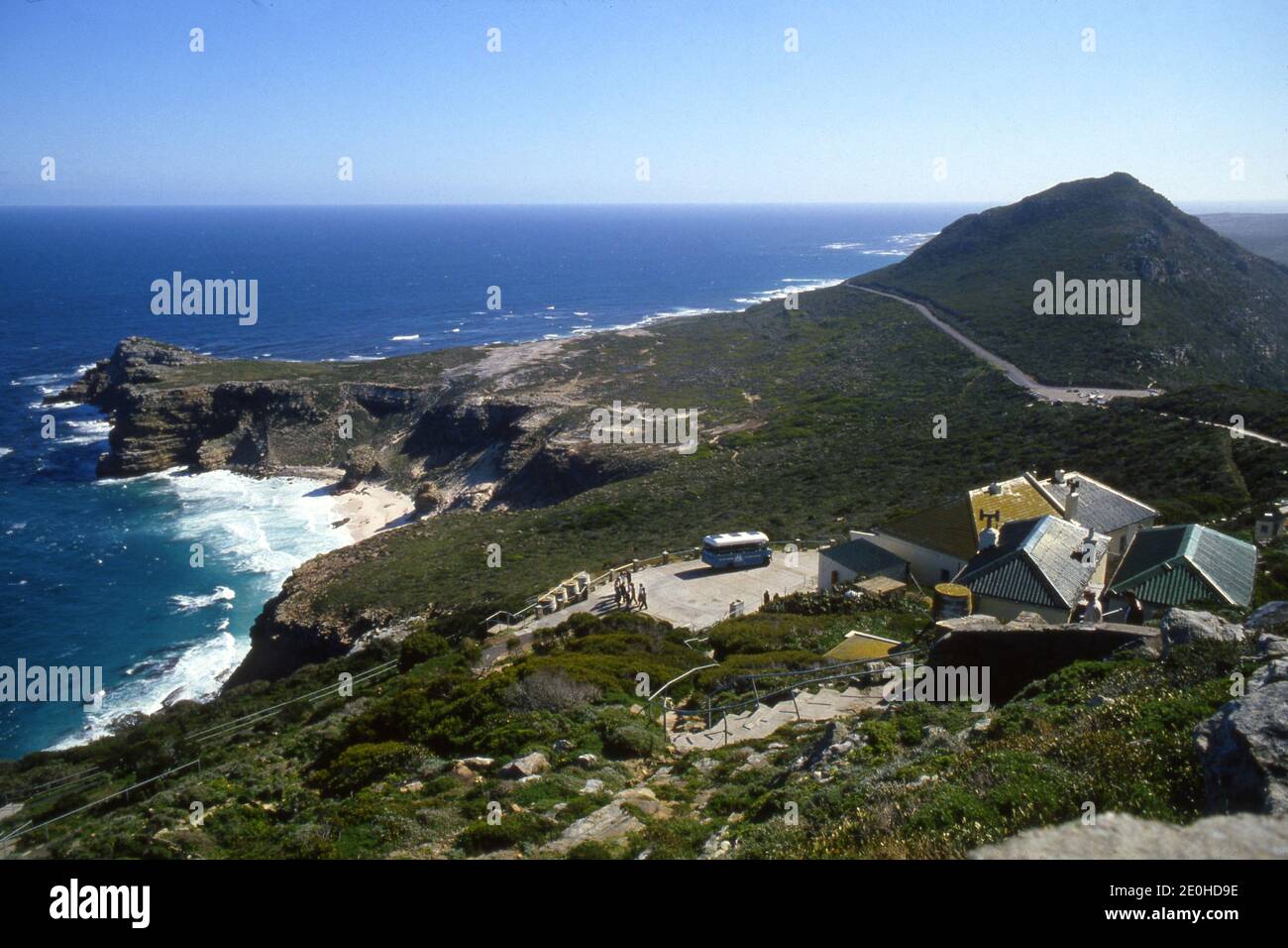 Cape peninsular viewpoint where the Atlantic and Indian oceans meet ...
