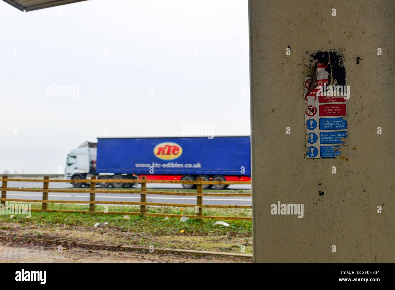 Uk petrol station warning sign hi-res stock photography and images - Alamy