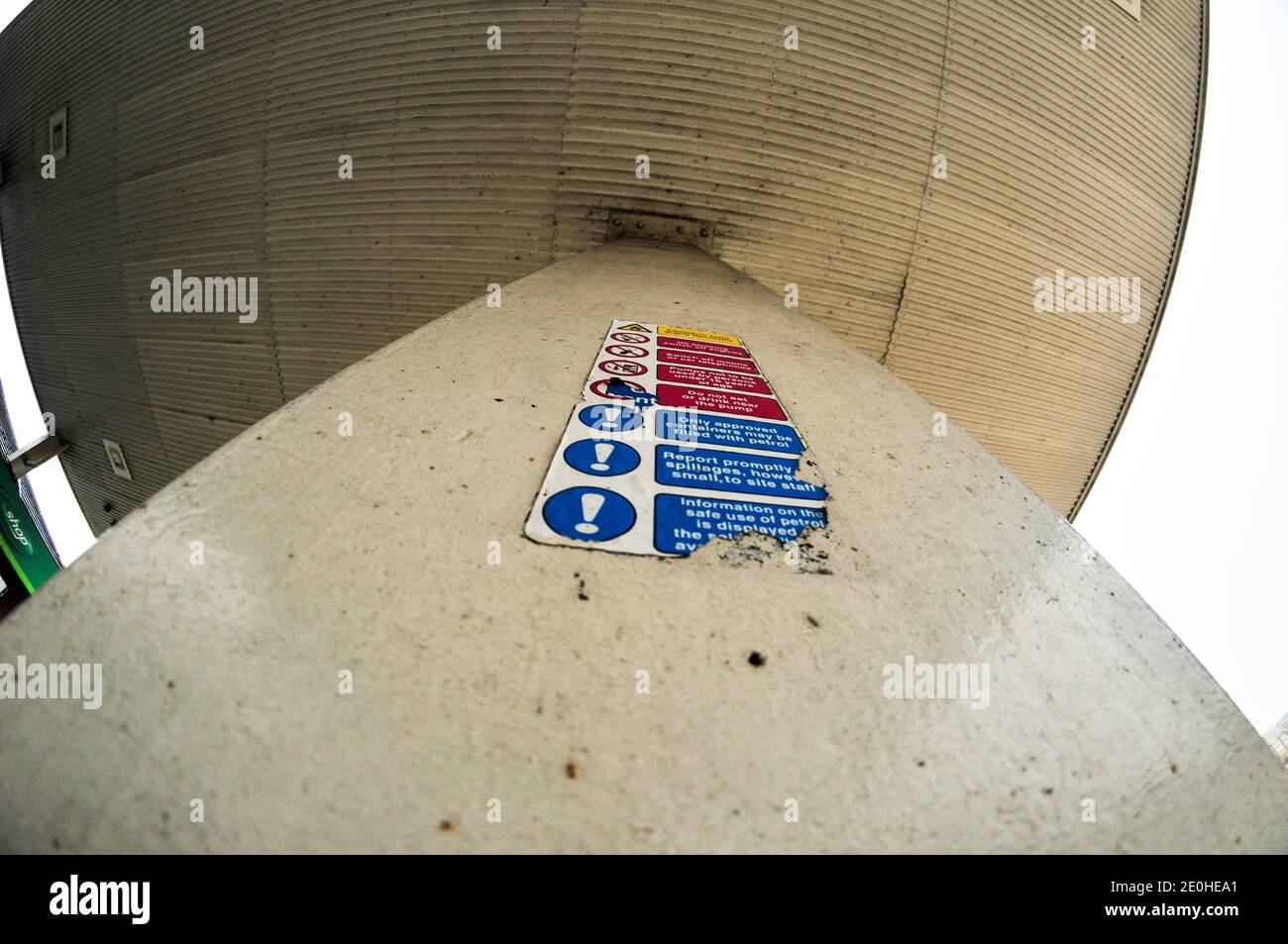 Cambridge , Uk , England, 31-12-2020, warning sign weathered and ...
