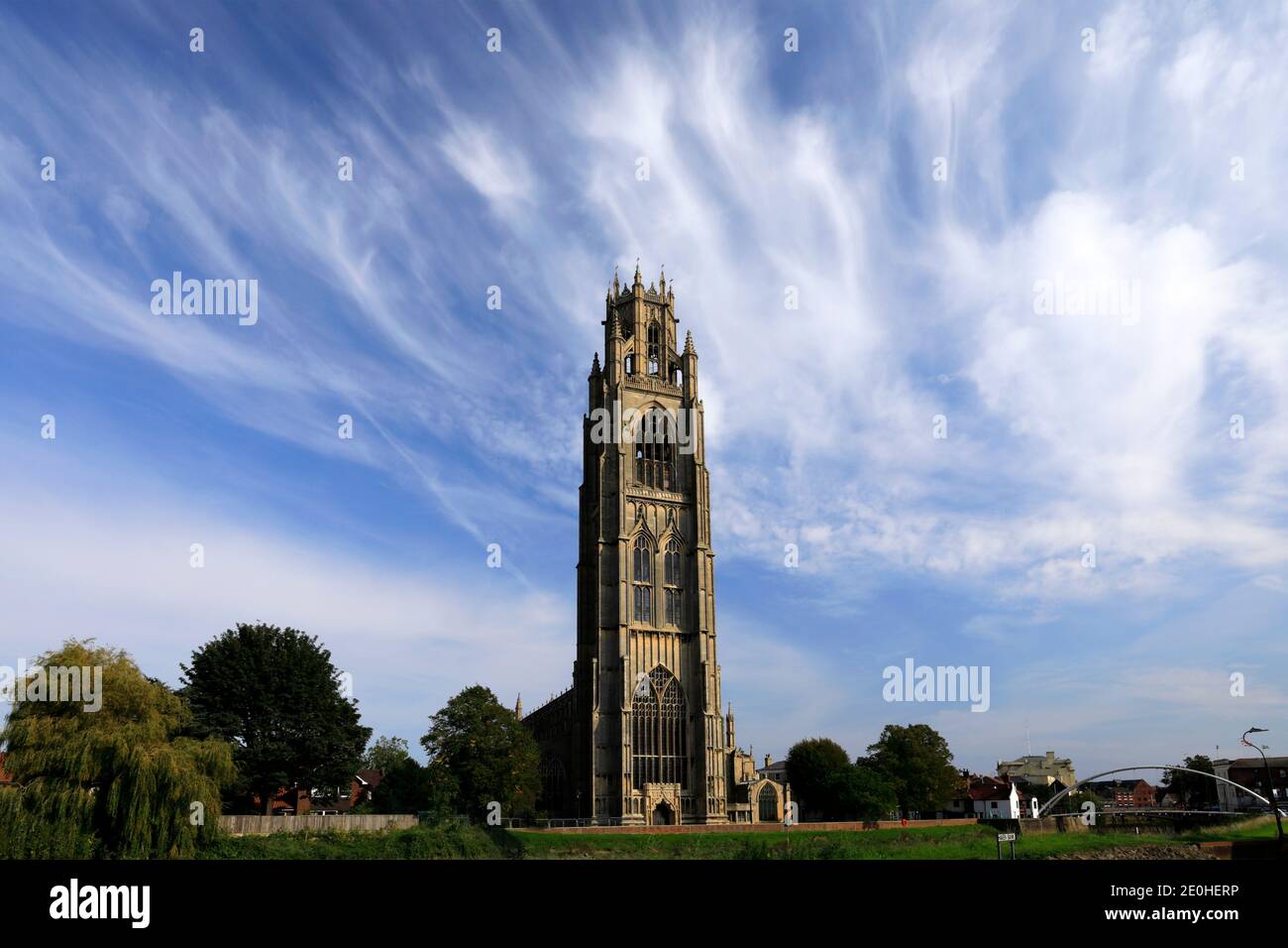 Autumn view of St Botolphs church, (Boston Stump), river Witham, Boston ...