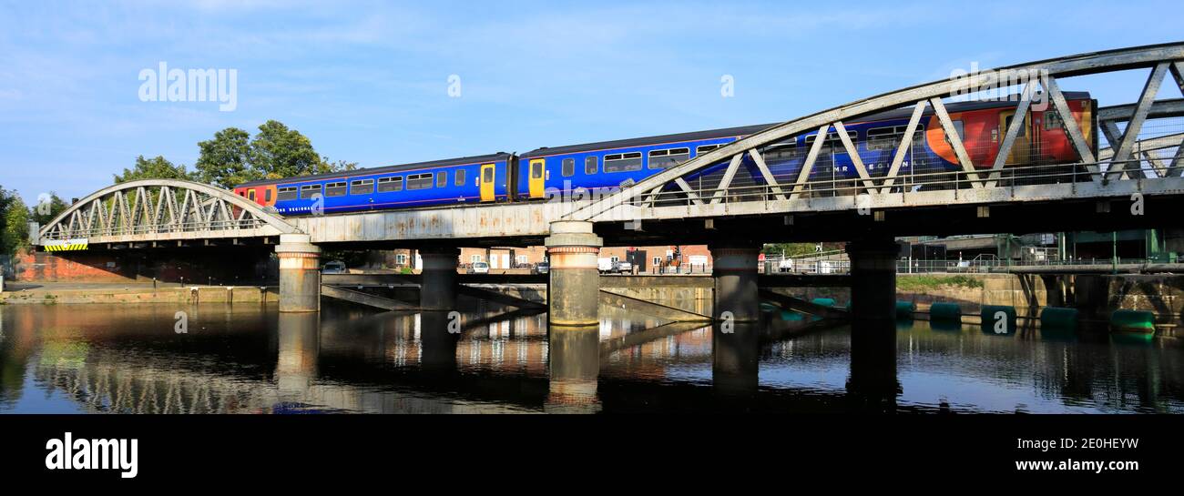 156498 East Midlands Railway Regional, on the river Witham bridge ...