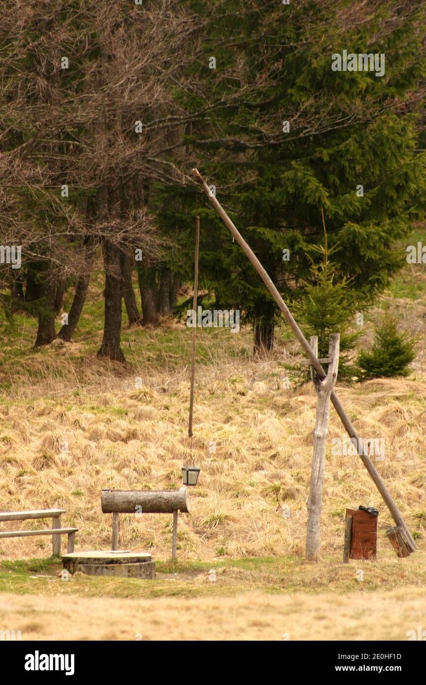 Fantana cu ciutura hi-res stock photography and images - Alamy