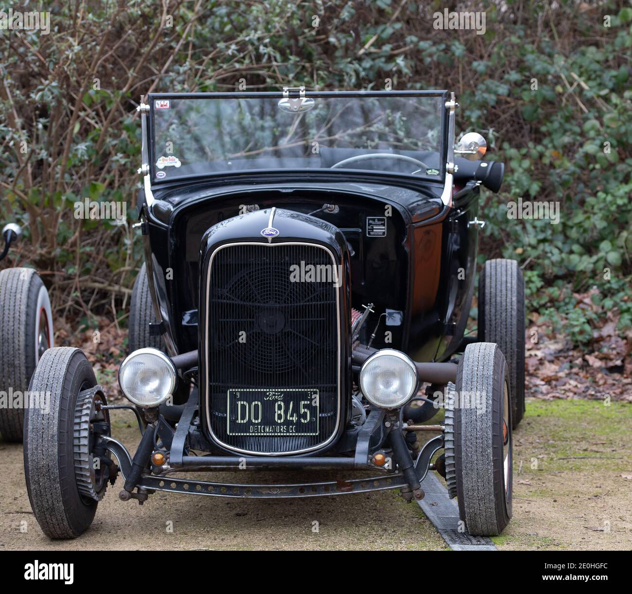 Ford kent engine hi-res stock photography and images - Alamy