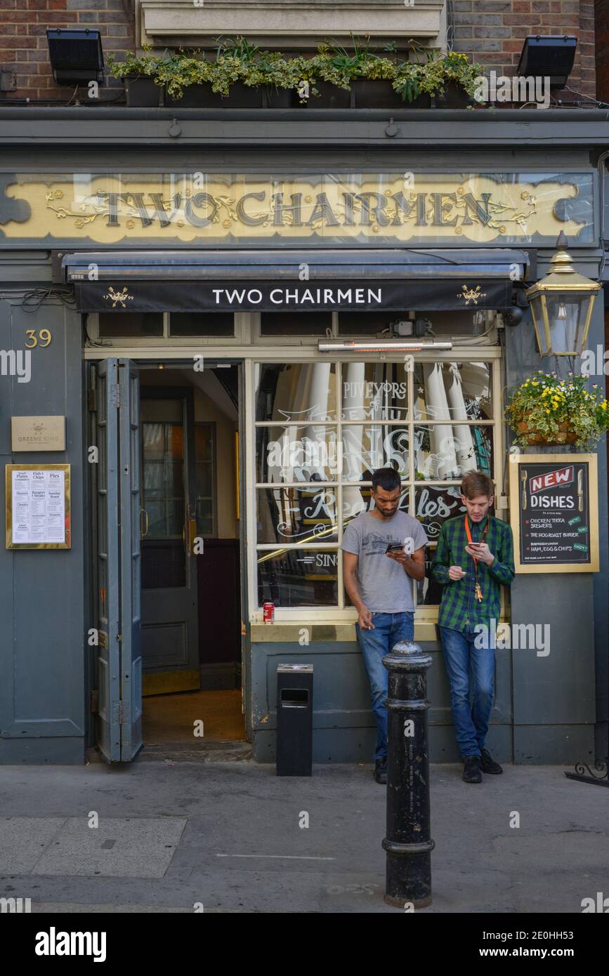 Two chairmen westminster hi-res stock photography and images - Alamy