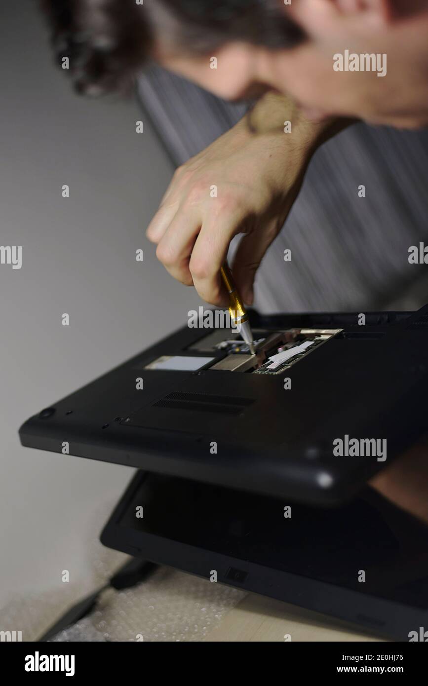 Man with hard drive hi-res stock photography and images - Alamy