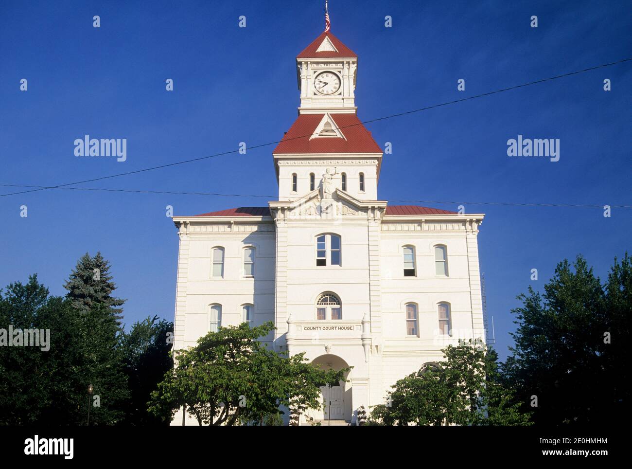 Downtown courthouse hi-res stock photography and images - Alamy