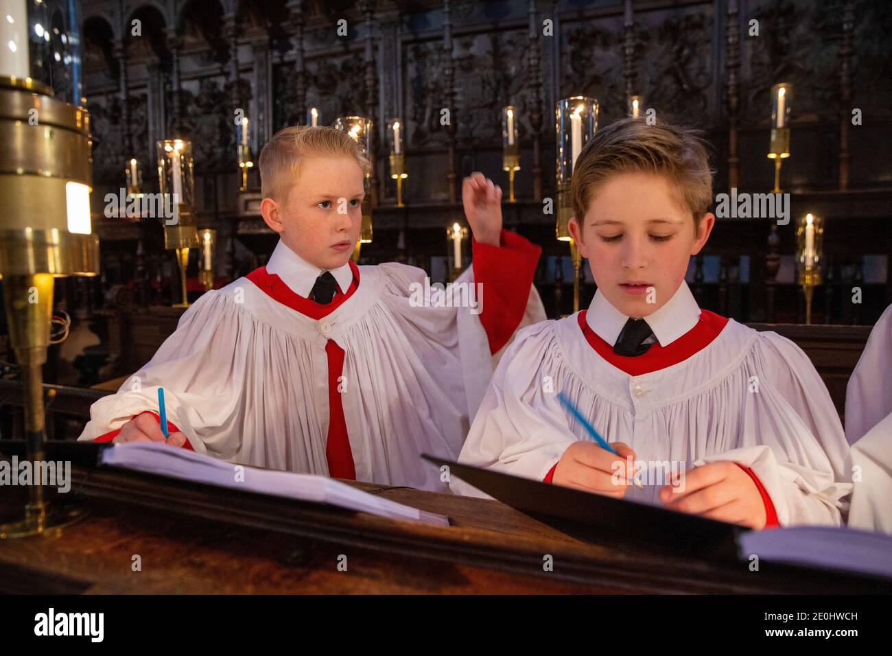 Choir boys christmas hi-res stock photography and images - Alamy