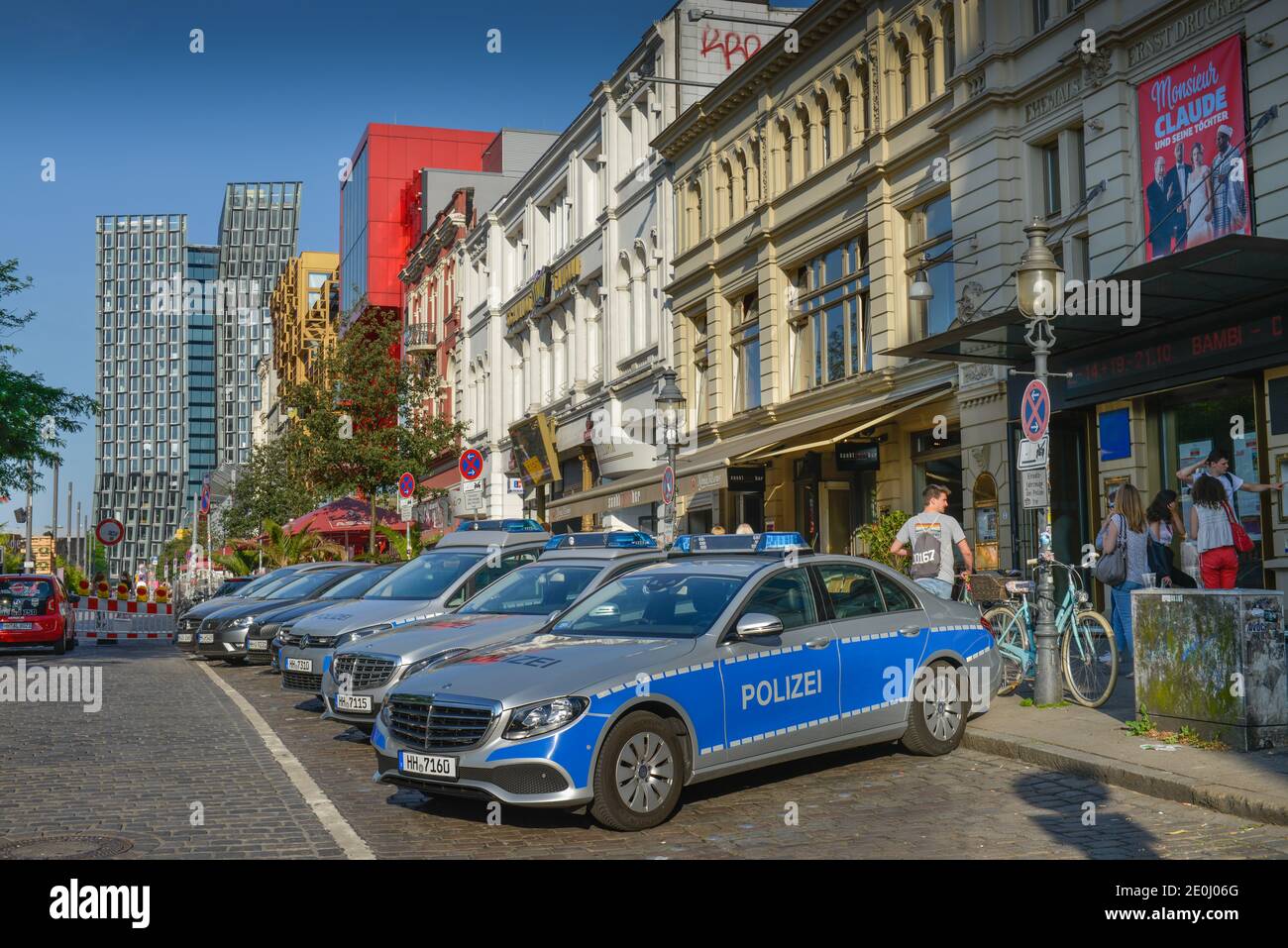 Hamburger polizei hi-res stock photography and images - Alamy