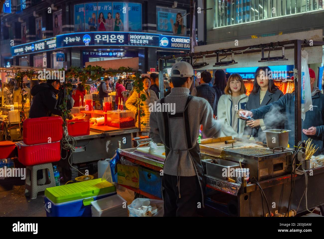 Myeong dong night market hi-res stock photography and images - Alamy