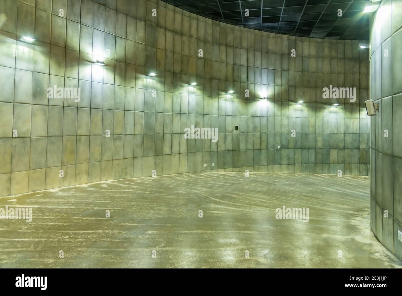 Inside interior oil tanker hi-res stock photography and images - Alamy