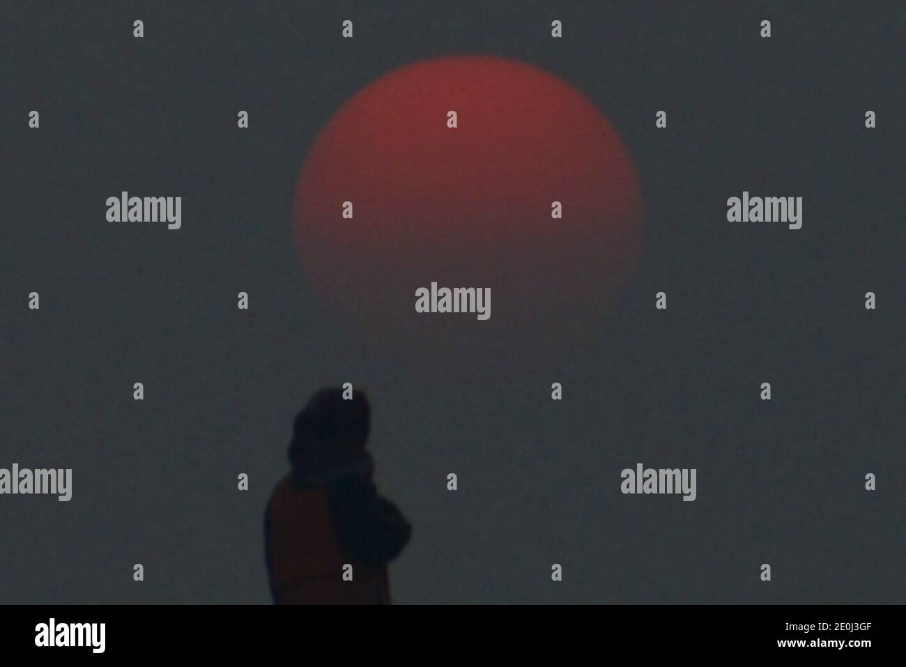 An attractive stunning eye catching view of the first Sun Rise of Year ...