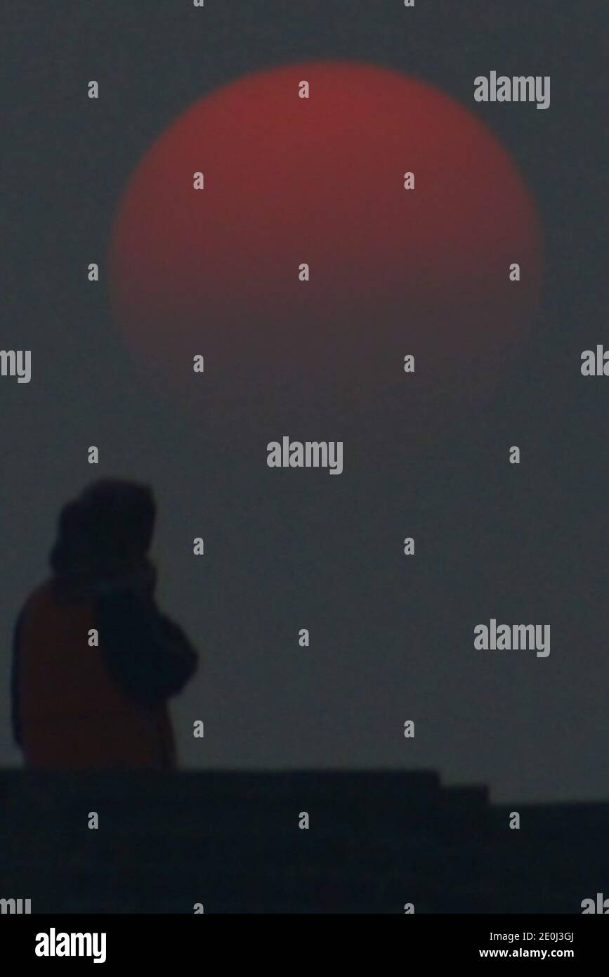 An attractive stunning eye catching view of the first Sun Rise of Year ...