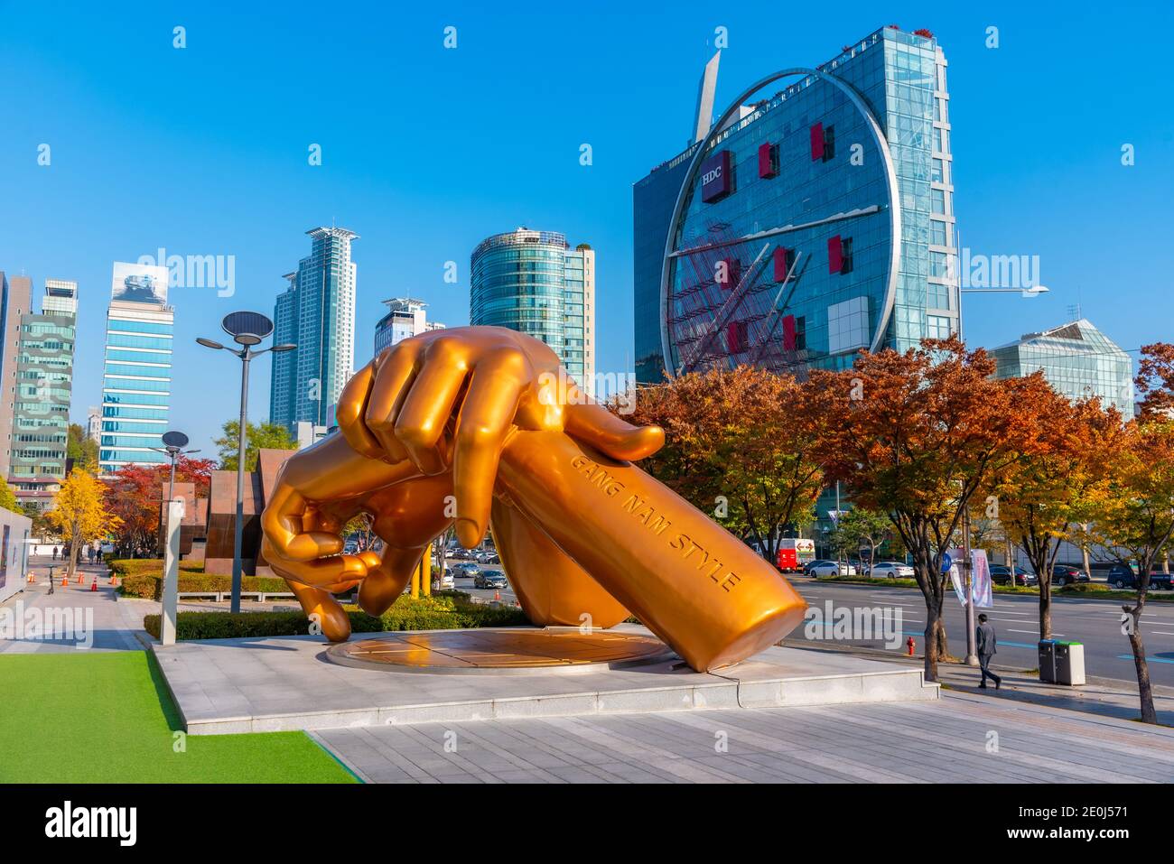 Gangnam style statue monument hi-res stock photography and images - Alamy