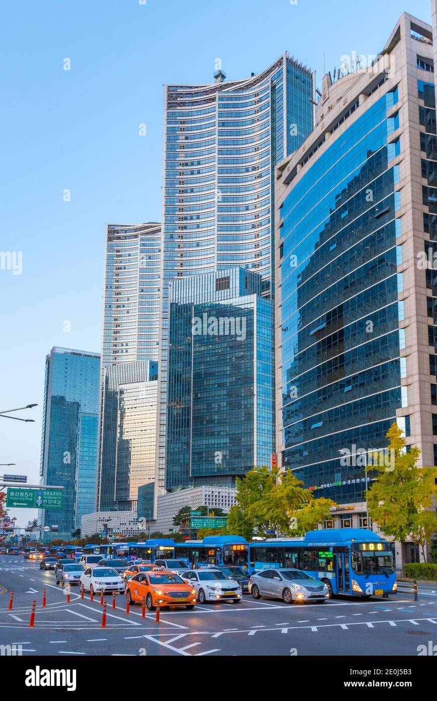 Yongsan park seoul hi-res stock photography and images - Alamy