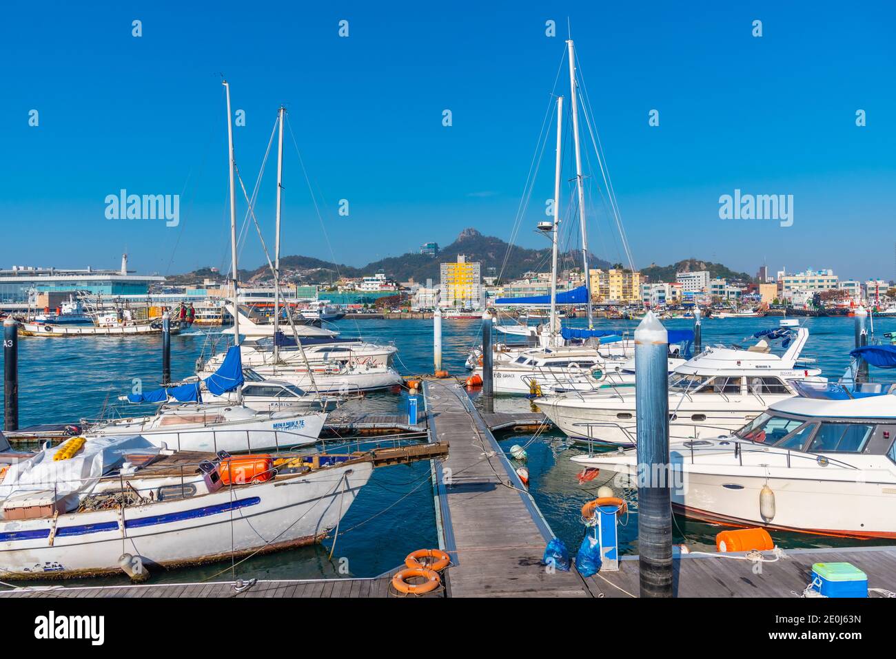 Mokpo harbor hi-res stock photography and images - Alamy