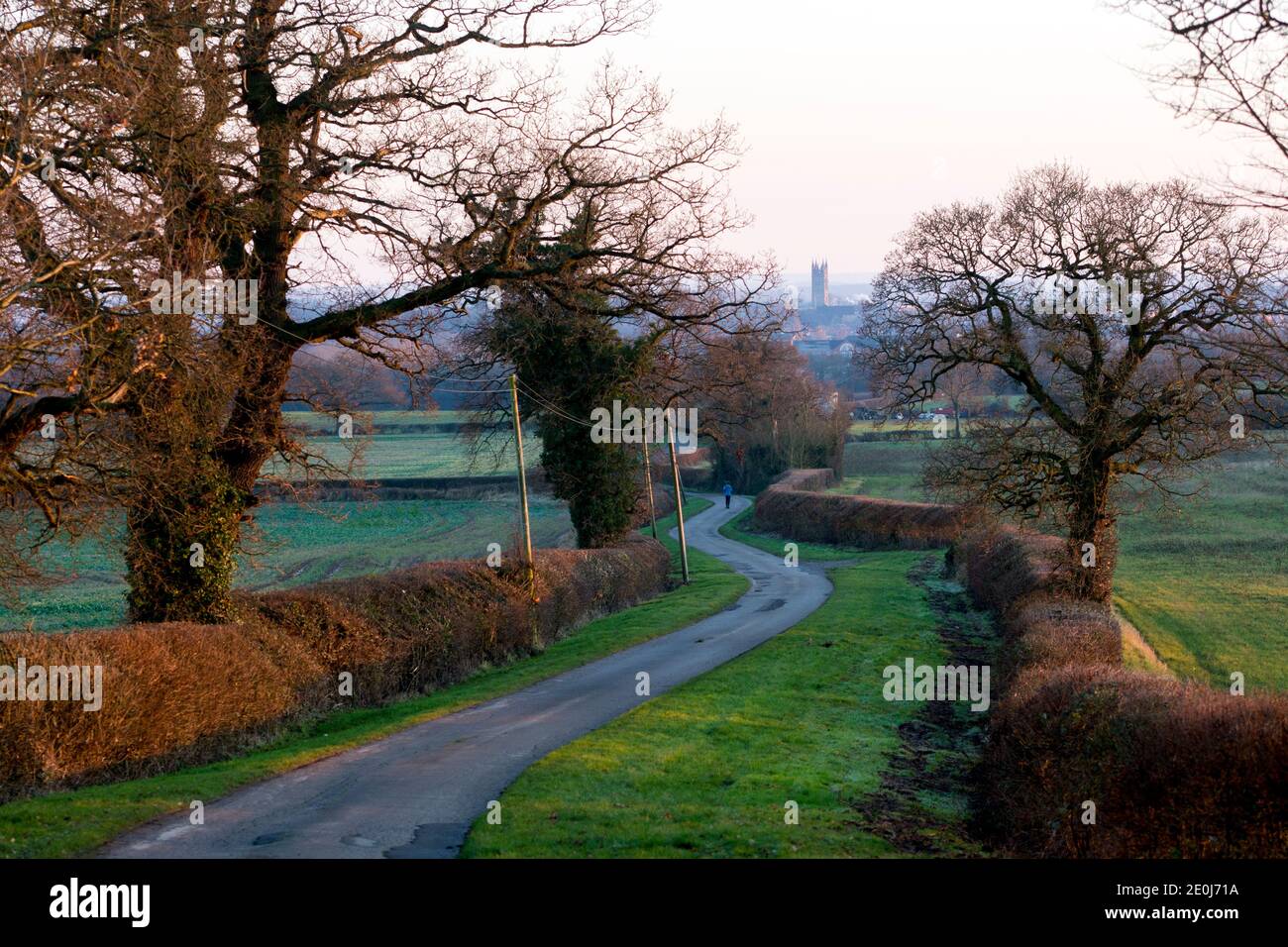 Winding lane hi-res stock photography and images - Alamy