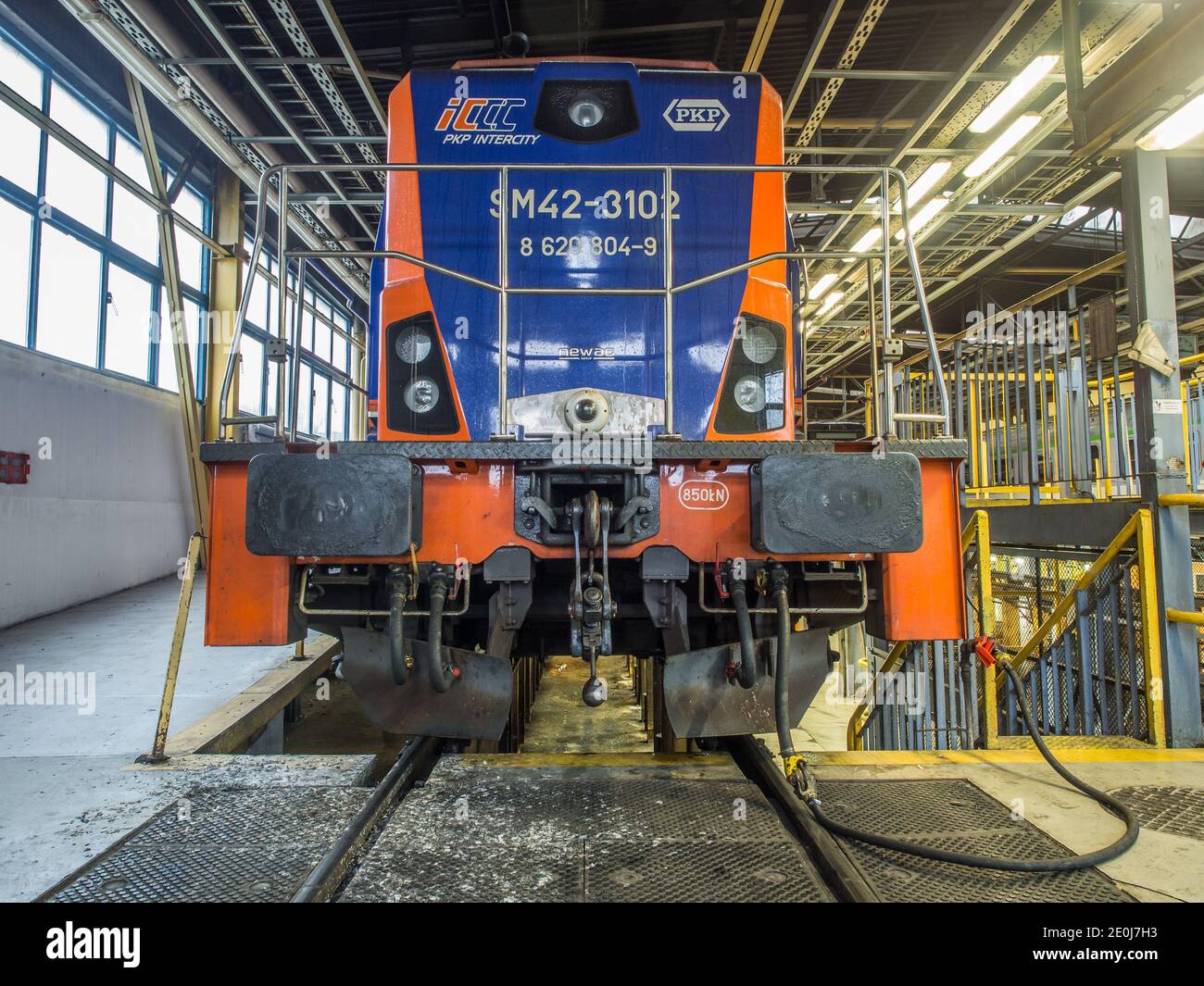 Train hangar hi-res stock photography and images - Alamy