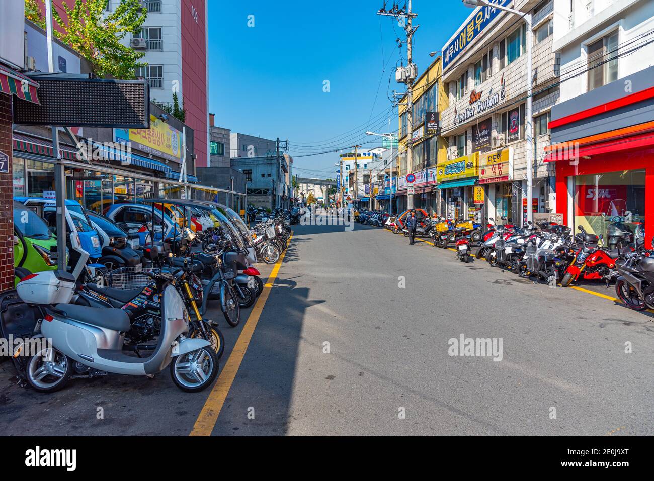 DAEGU, KOREA, OCTOBER 28, 2019: Street with motorbike shops at Daegu ...