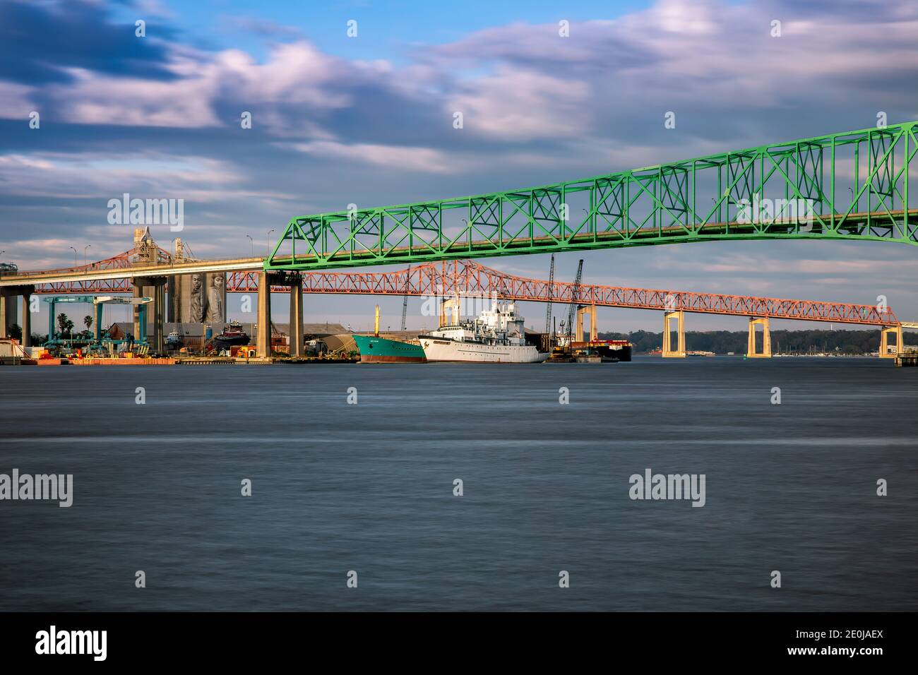 Highway memorials hi-res stock photography and images - Alamy