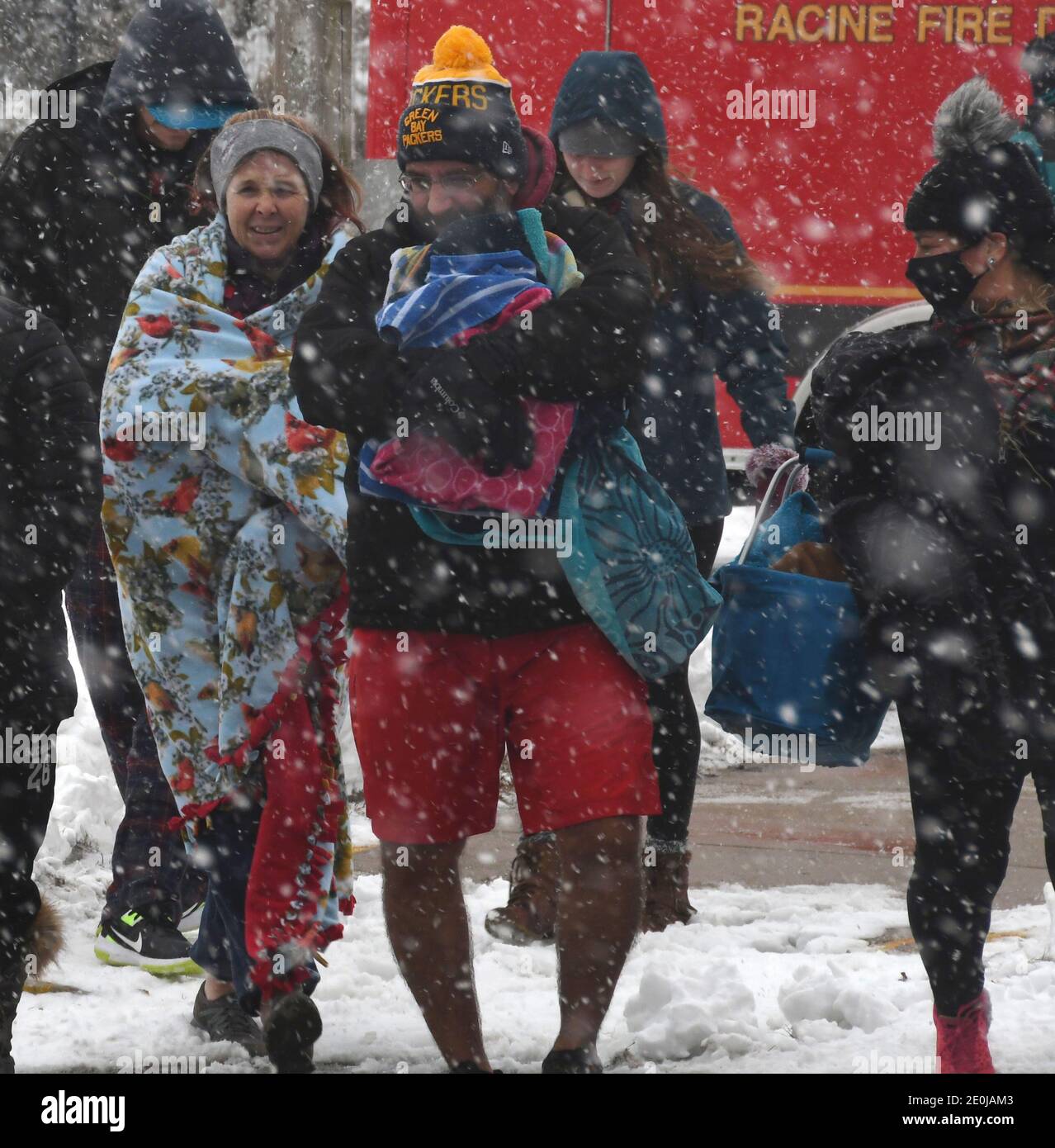 Three headed bear hi-res stock photography and images - Alamy