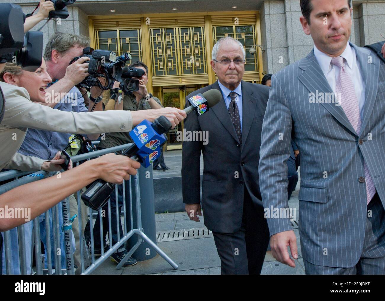 Peter Madoff leaving Manhattan Federal Court at 500 Pearl in Manhattan ...