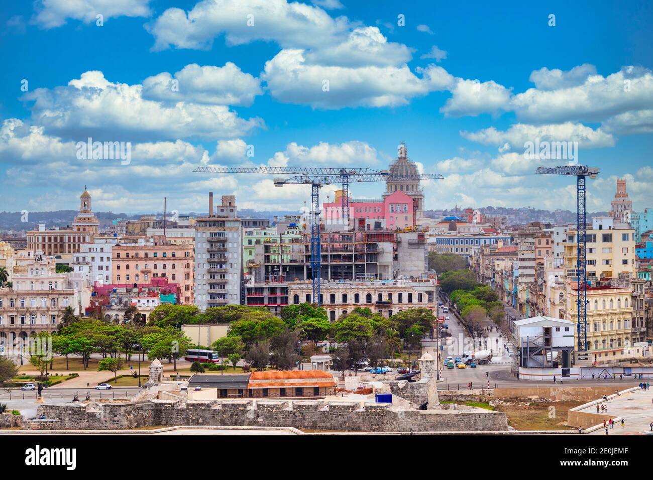 Havana skyline aerial view hi-res stock photography and images - Alamy