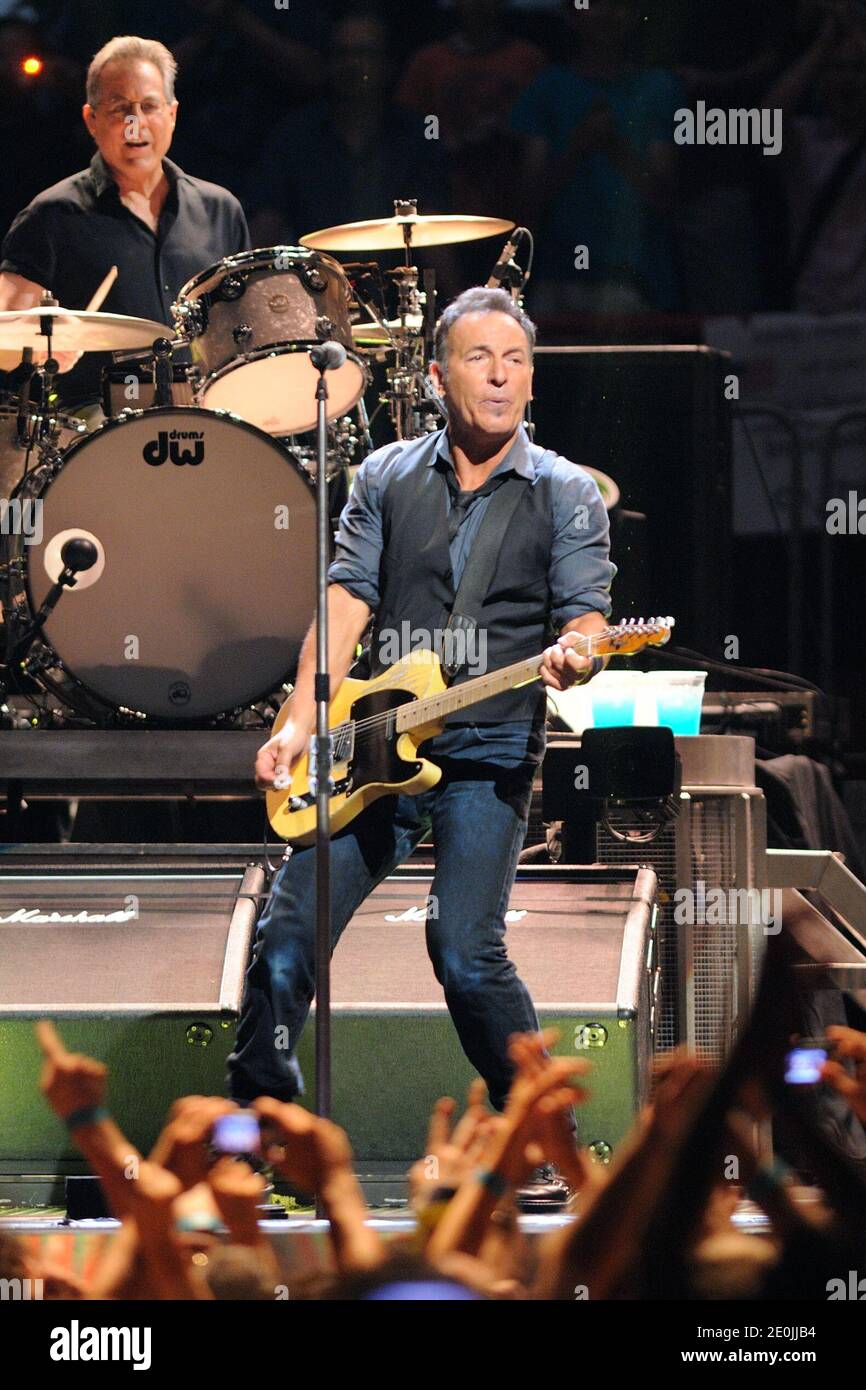 Bruce Springsteen and his E Street Band perform at the POPB concert ...