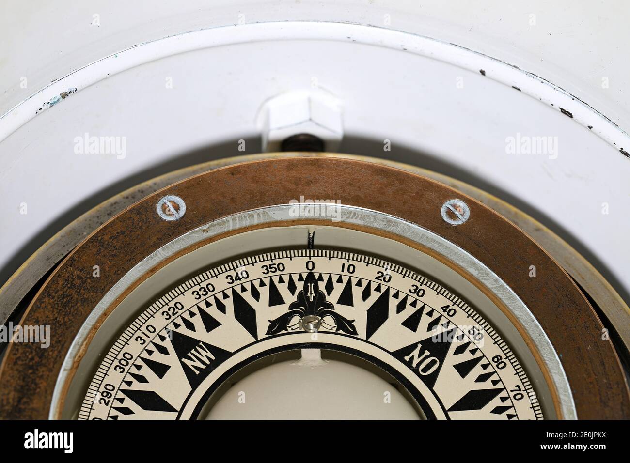Mariners compass hi-res stock photography and images - Alamy