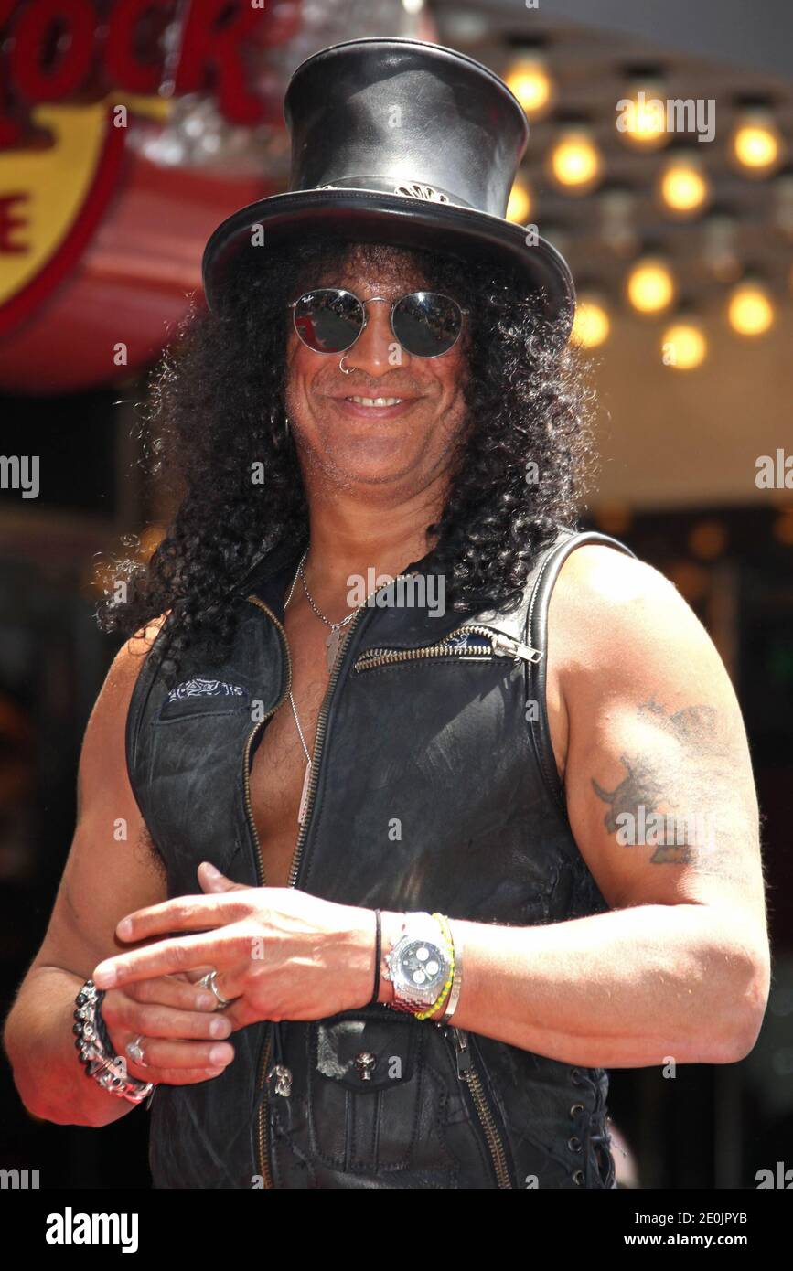 Slash Saul Hudson High Resolution Stock Photography and Images - Alamy