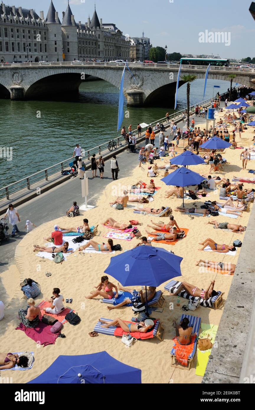 General view of Paris Plage on the banks of River Seine in Paris ...