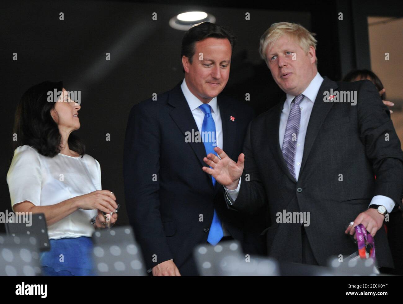 Mayor of London Boris Johnson (R) and UK Prime Minister James Cameron ...