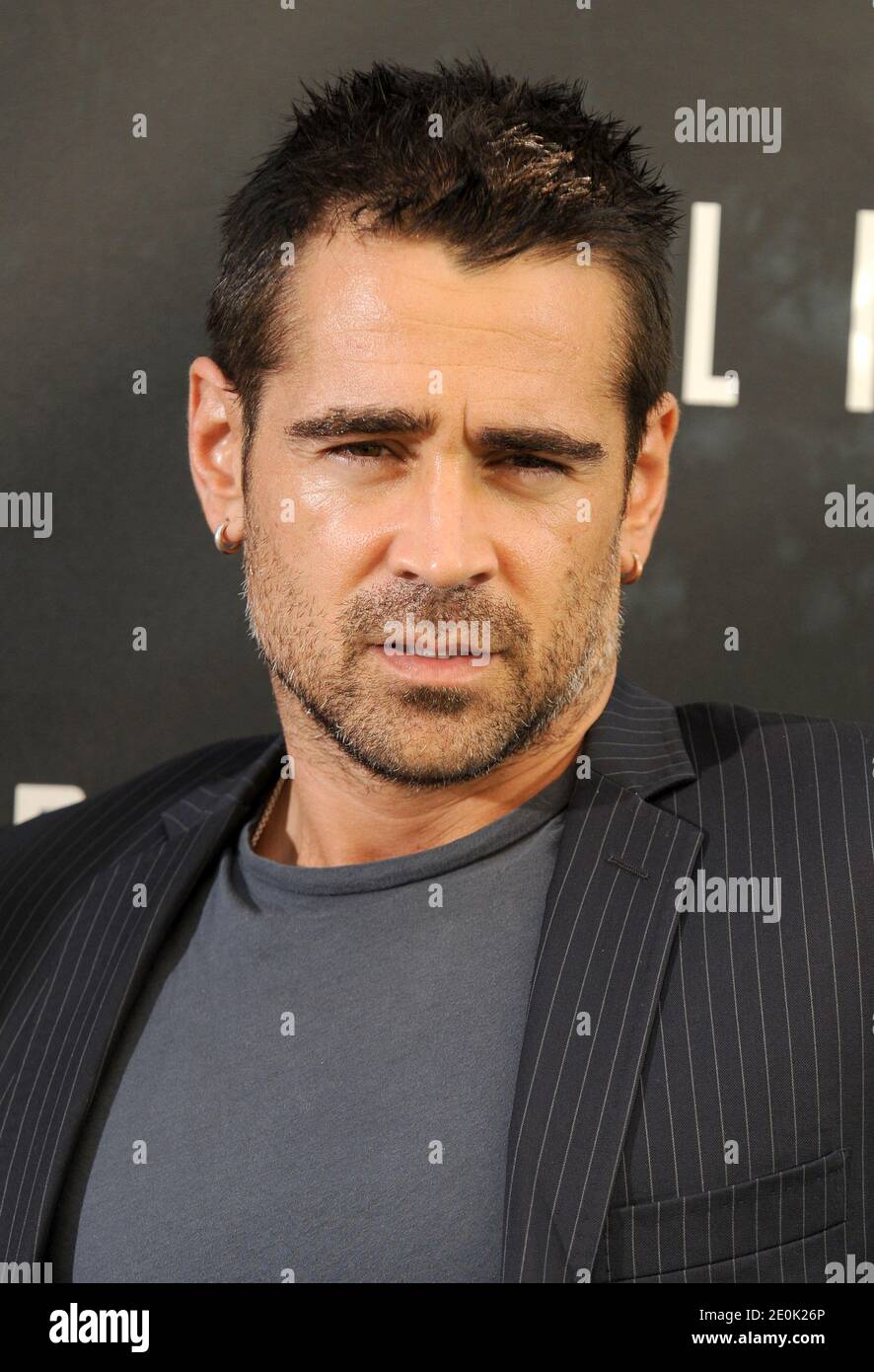 Colin Farrell poses at the 'Total Recall' Photo Call held at the Four ...