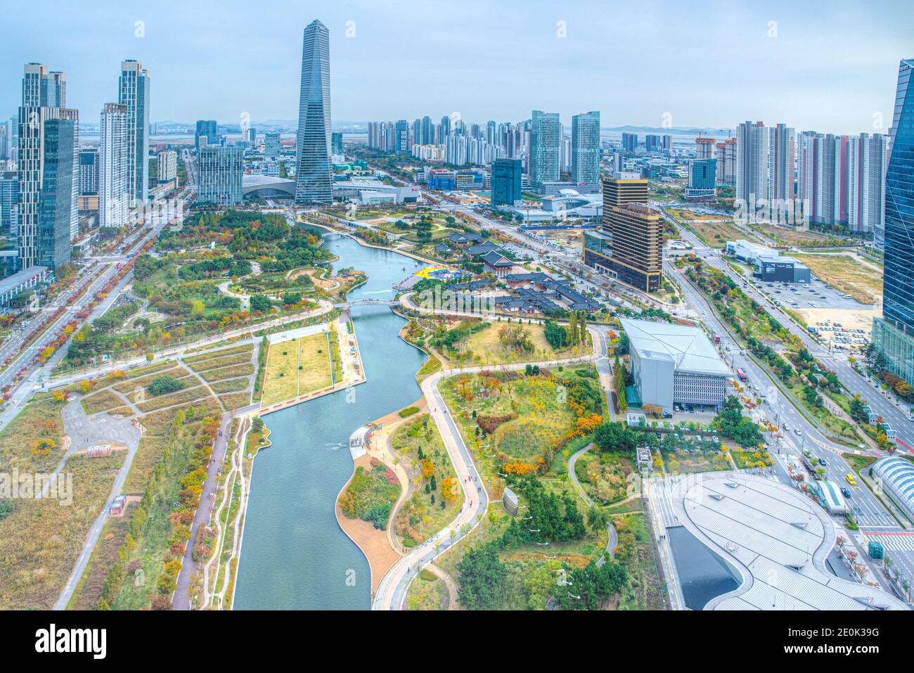 Central park in songdo south korea hi-res stock photography and images ...