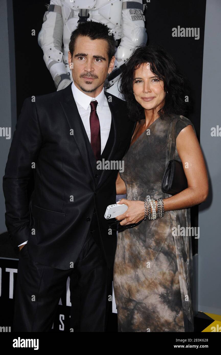 Colin Farrell arrives at the premiere of Total Recall held at Grauman's ...