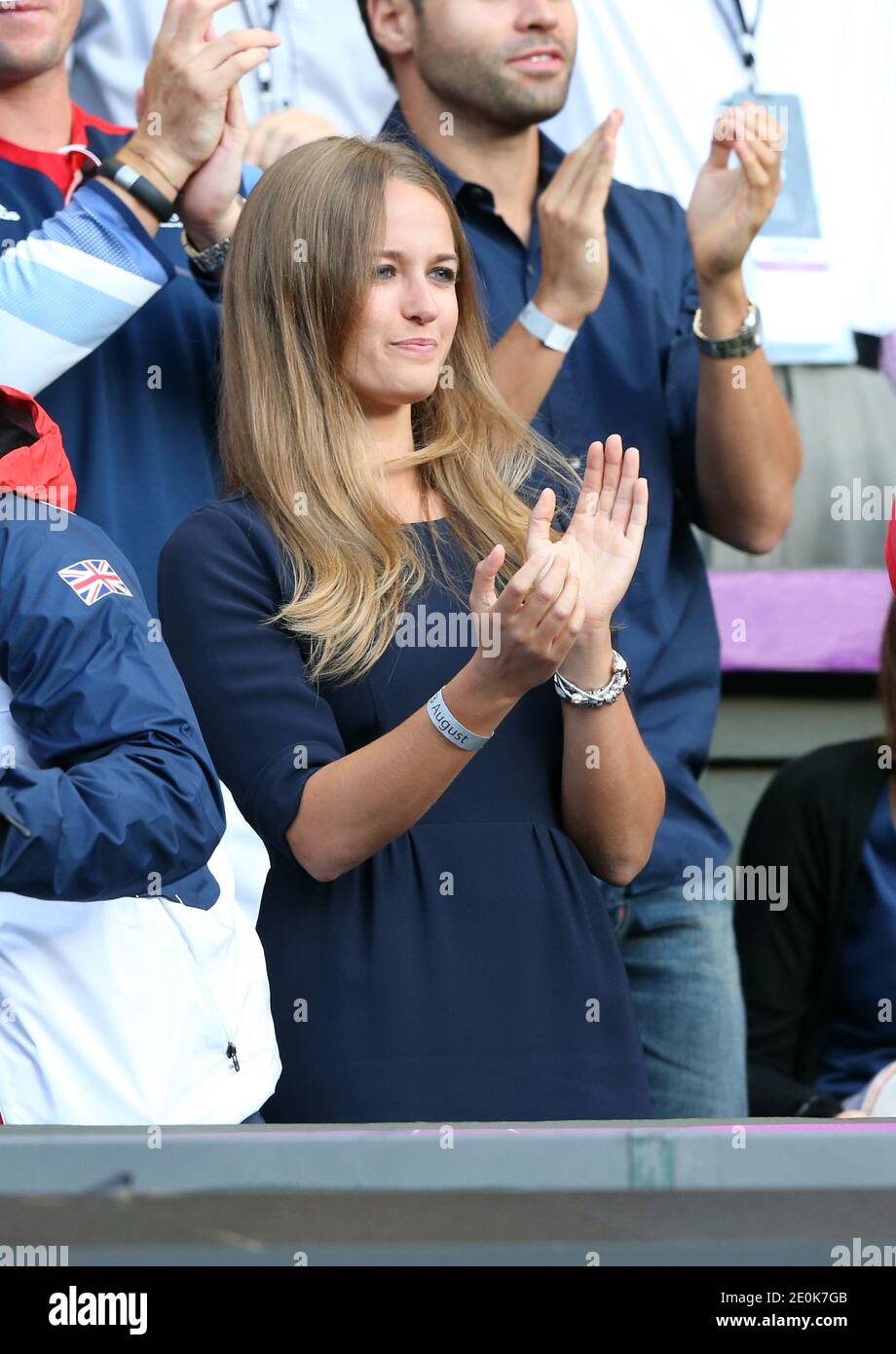 Kim murray reacts hi-res stock photography and images - Alamy