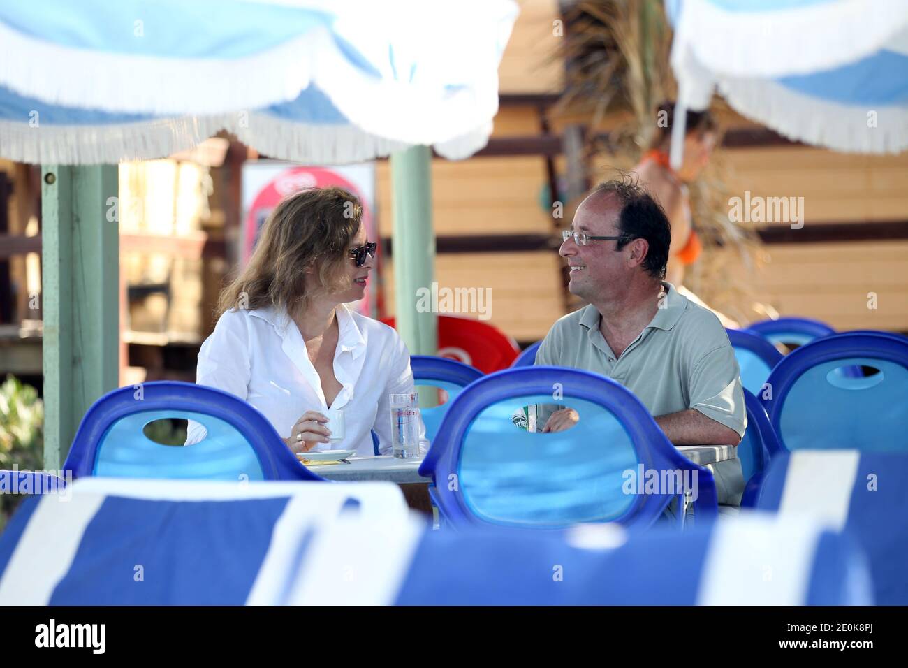 Les Mimosas Restaurant High Resolution Stock Photography and Images - Alamy